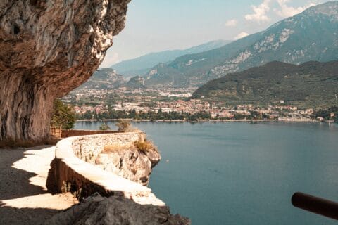 Best Italian Lakes To Visit | 5 Best Lakes In Italy